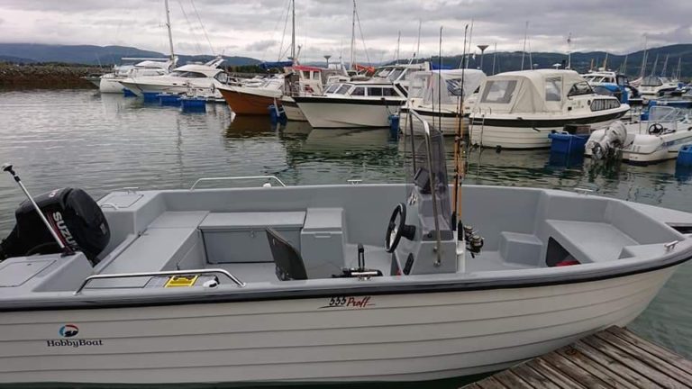 Hobby 555 Proff med 90hk - Leie pr. dag • Trondheimsfjord Båtutleie AS
